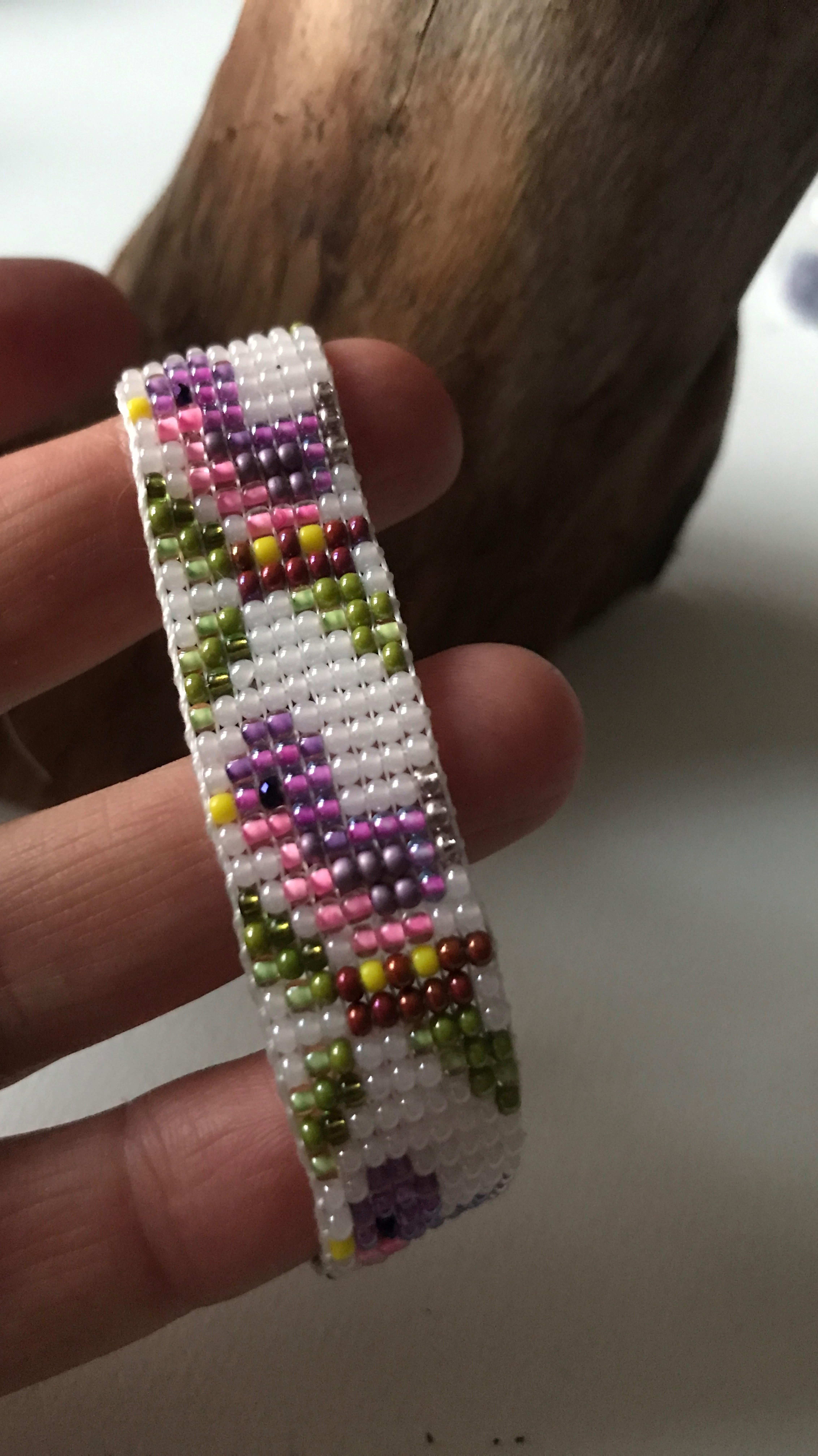 Браслет Птичка из бисера