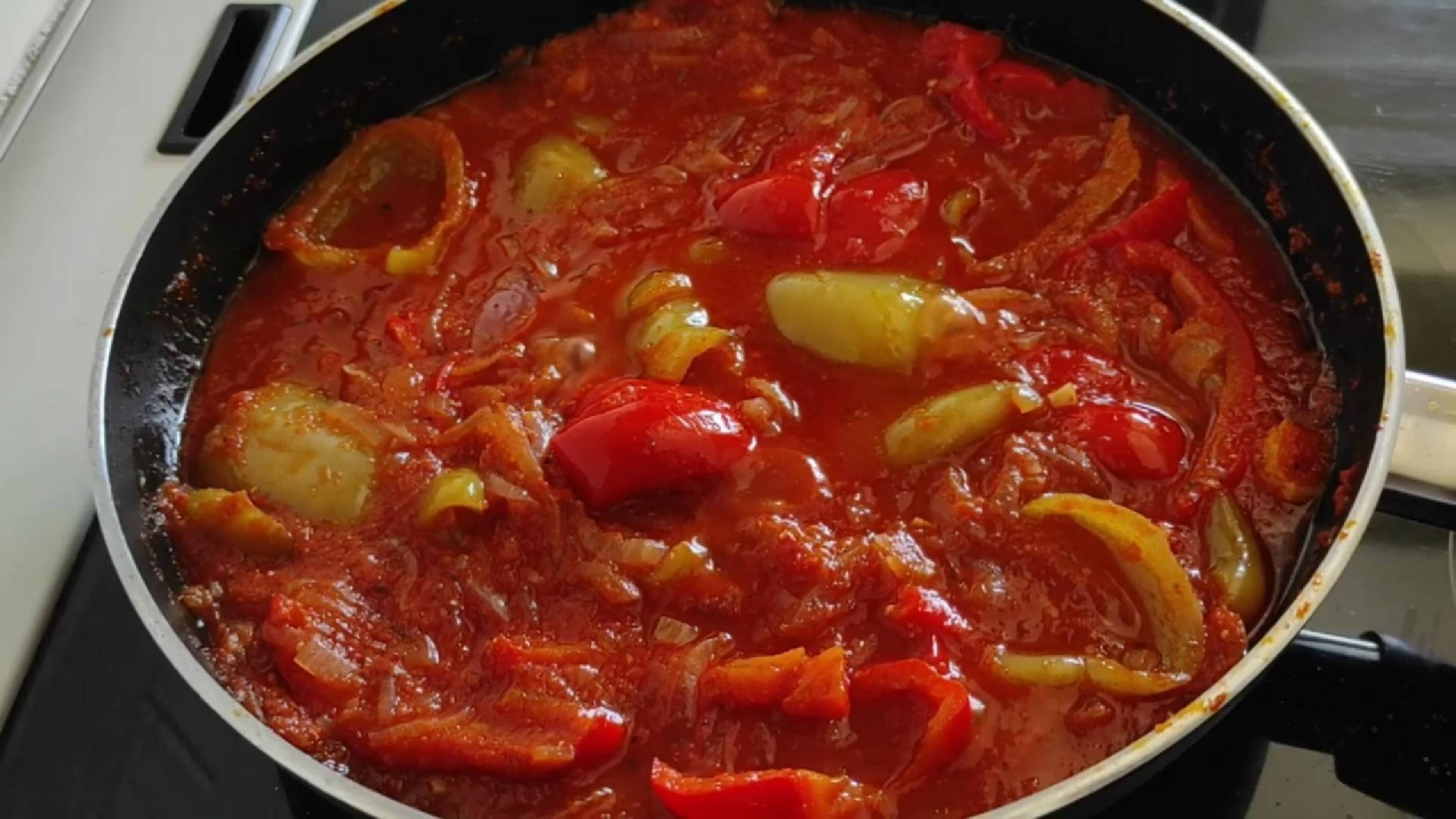 🌶️Наслаждение до последней ложки - Закуска из болгарского перца, лука и помидор!❤️🔥