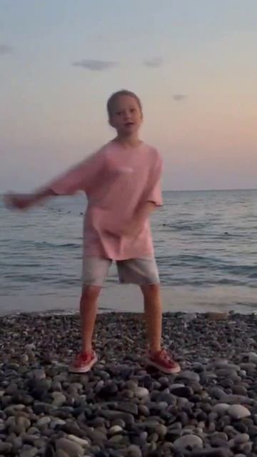 Видео WhatsApp 2025-09-10 в 19.53.08_d0cab256