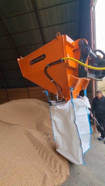 ковш наполнитель биг-бэгов "Черпак"