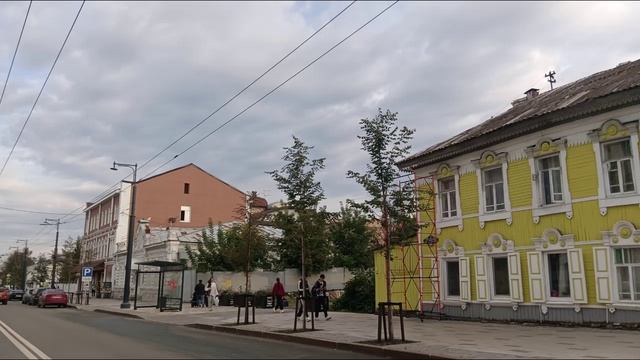 РОЗЫ белки колибри прогулка ЦВЕТЫ- симметрии красоты- жизнь ПЧЕЛЫ -дорога цветов белка уфа