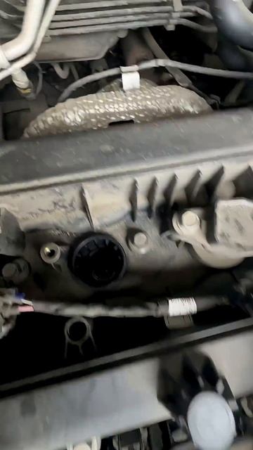 Solaris HS. 30 тысяч пробега. Замена свечей. #solaris #solarishs #заменасвечей