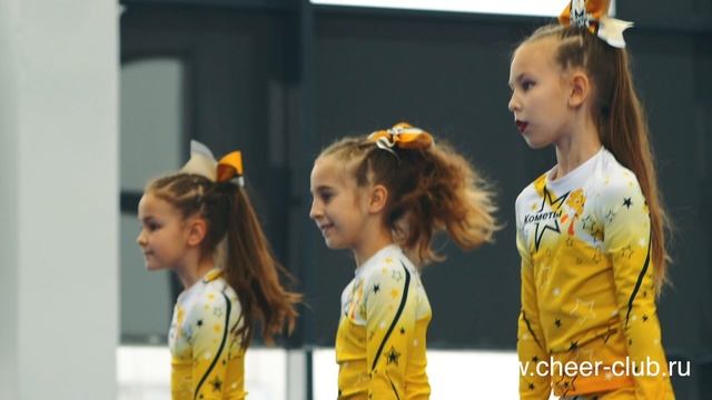 CHEERENKELI - Чирлидинг команда "КОМЕТЫ"