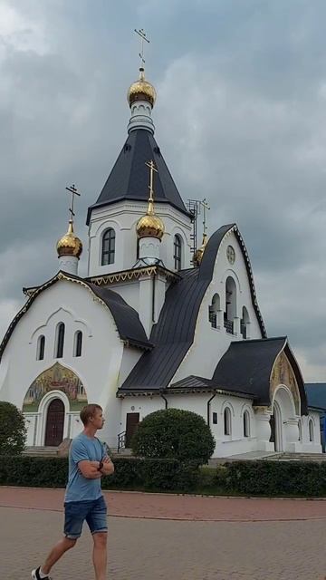 Колокольный звон на территории Успенского мужского монастыря