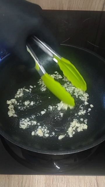 Самые вкусные чесночные гренки