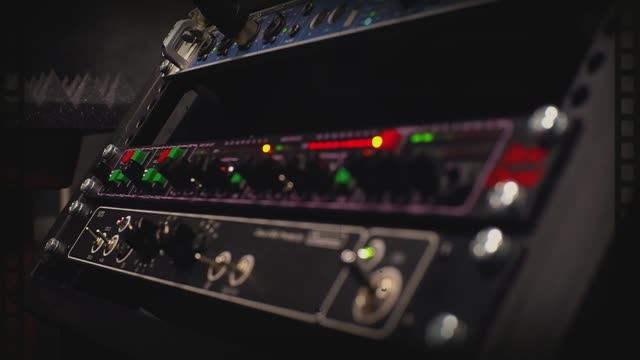 Песня на день рождения мужу.  Звук IN/OUT Records.