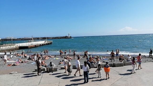 Ялта. Набережная. Сентябрь.