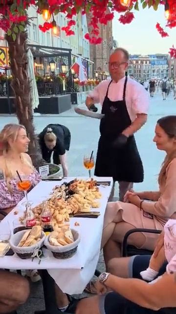 Кушать подано! Садитесь жрать, пожалуйста!  Уличная Еда Мира/ Street Food  t.me/StreetFoodChannel