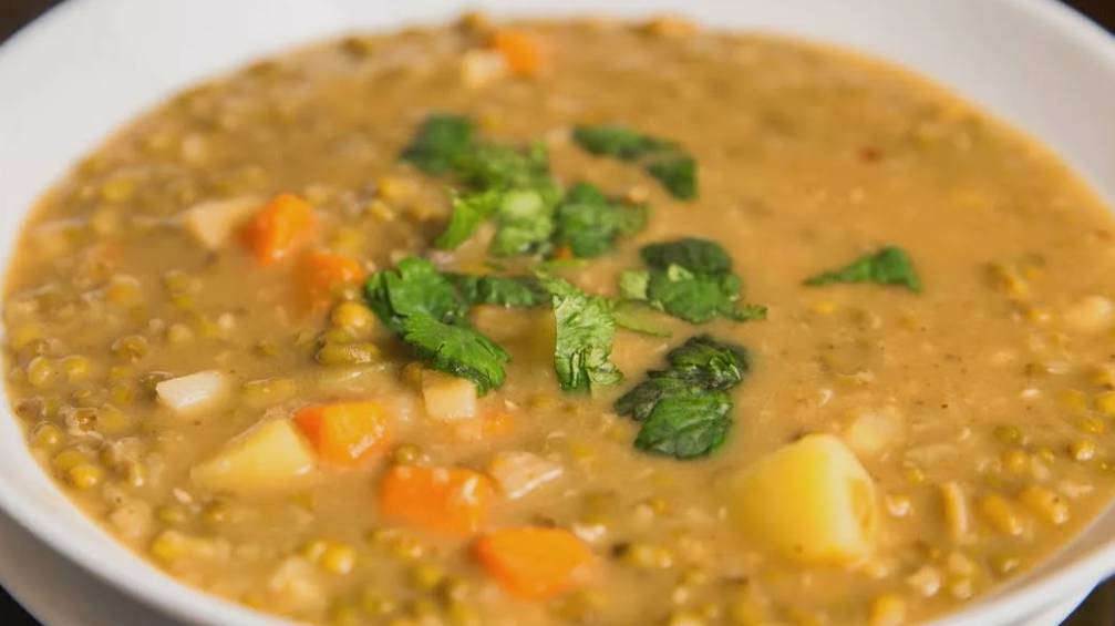 Суп из дала с овощами.