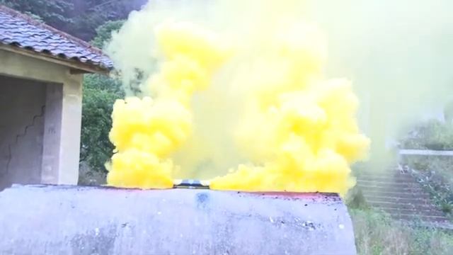 FPS032 цветной дым двойной ЖЕЛТЫЙ