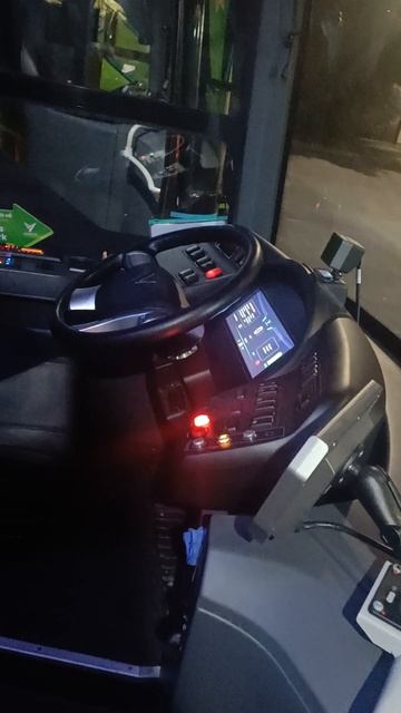 Автобус или дровавоз ?