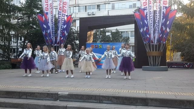 А я иду, шагаю по Москве. Выступление районных коллективов.