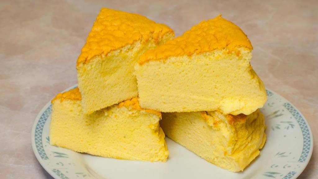 Пирог Кастелла и квас из хлеба и солода