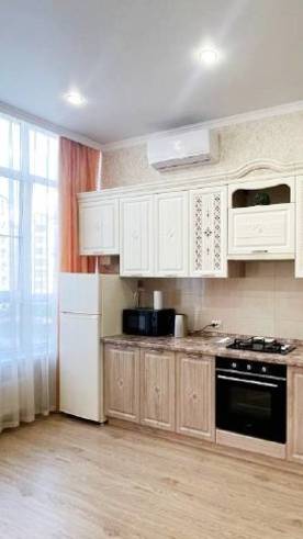 Цена квартиры в Геленджике 16.5 млн.р. в ЖК "Черноморский" на улице Крымской на Толстом мысе.