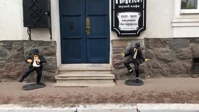 Железнодорожный возрождающийся и одновременно умирающий посёлок