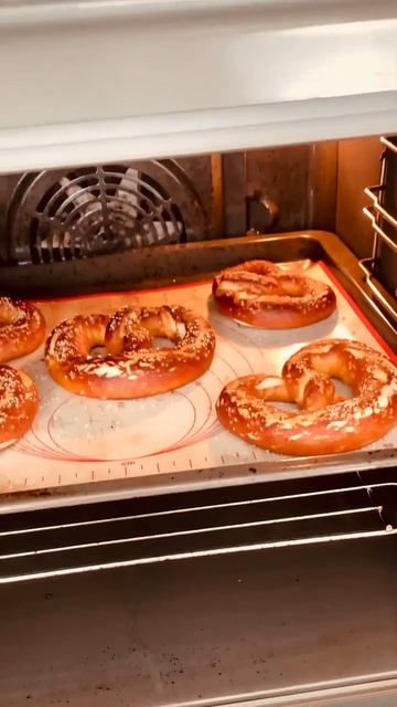 🥨 НЕМЕЦКИЙ БРЕЦЕЛЬ (AUTHENTIC PRETZEL)