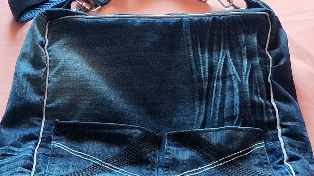 Сумка из старых джинсов