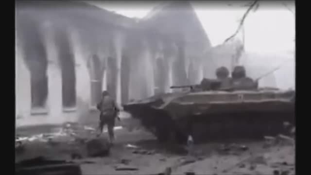 131 МАЙКОПСКАЯ БРИГАДА бой на жд вокзале Воспоминания наводчика танка Т 72 Штурм Грозного 1995 ч3