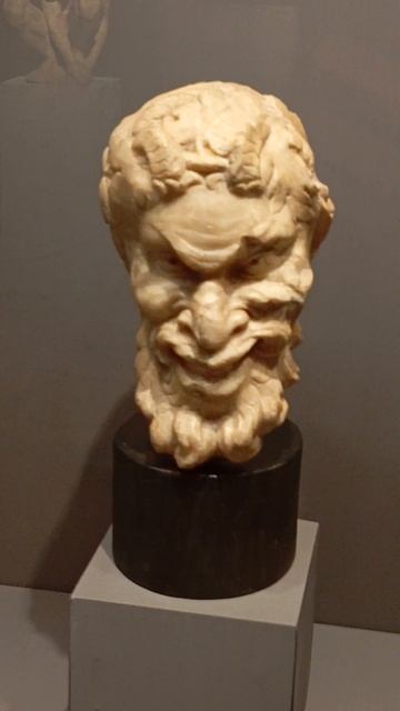 Голова Фавна. Микеланджело.