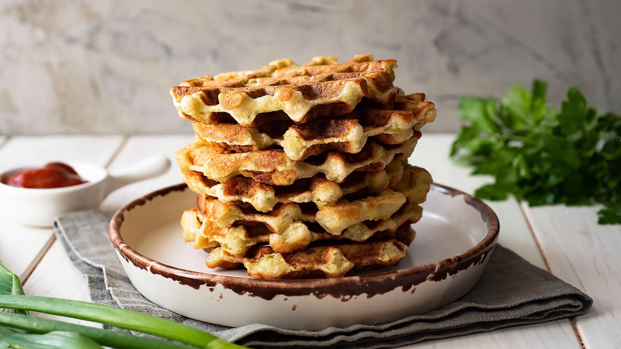 Картофель + кабачок = идеальные вафли на завтрак, которые едят даже дети