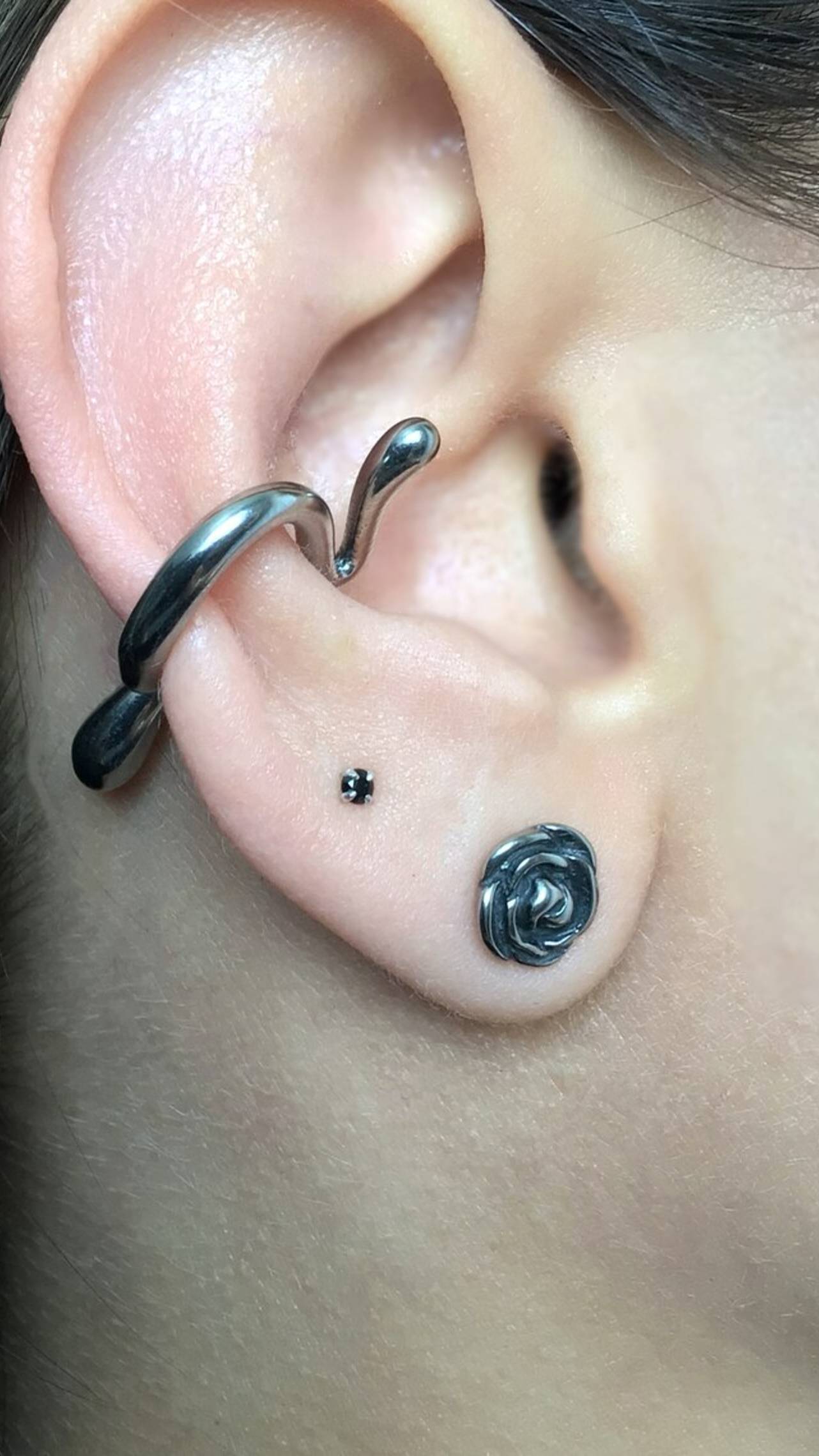 Кафф без прокола "Стальная абстрактная капля" от StarfallShop