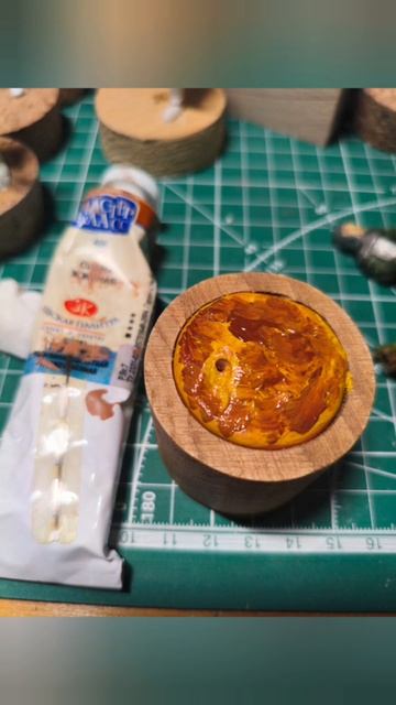 Оформление подставки для миниатюры