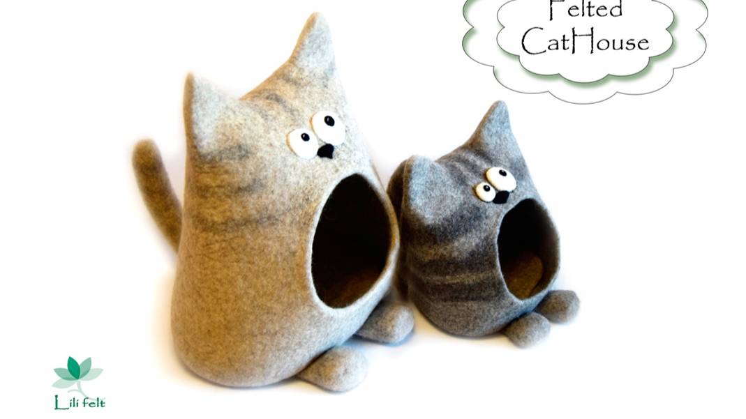 Домик валяный для домашних питомцев, Котодомик валяный, стадия выглаживания войлока