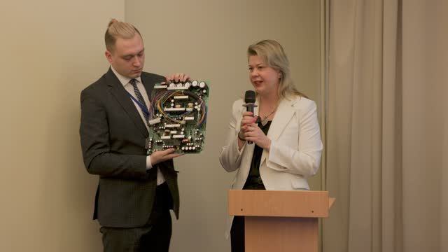 Съемка выступления на конференции.