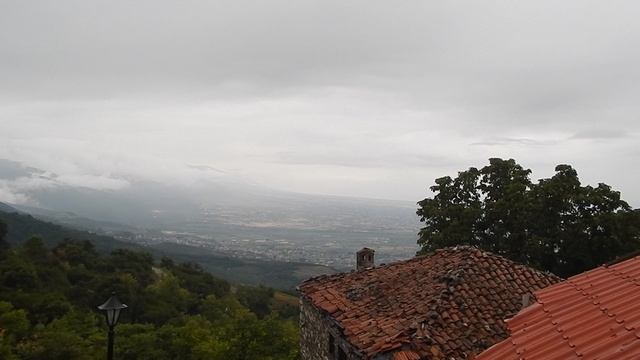 Греческая деревушка в горах!