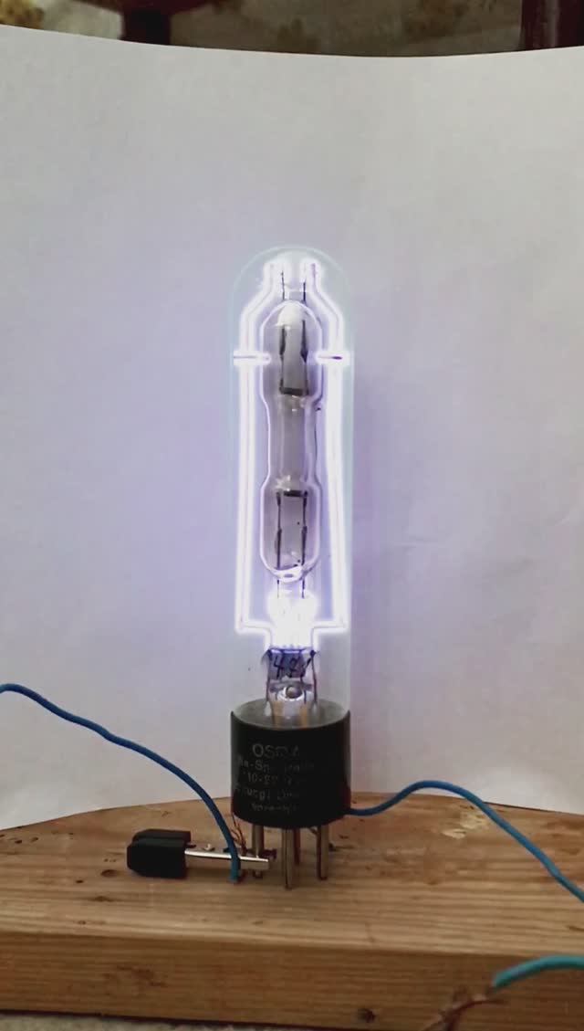 Osram Na газоразрядная натриевая спектральная лампа ГДР