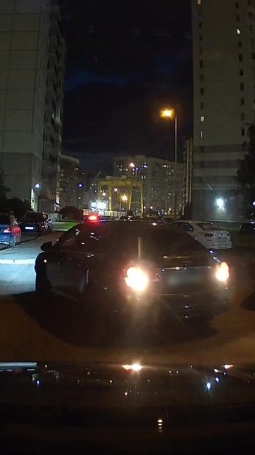 Включай голову- выключай ближний свет.