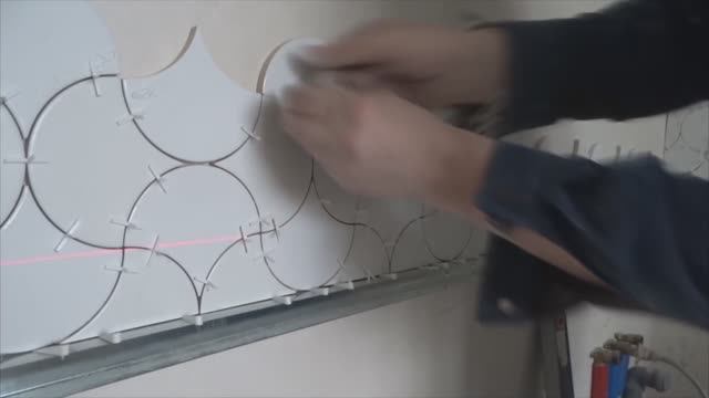 Укладка плитки на кухне, стены и пол своими руками.