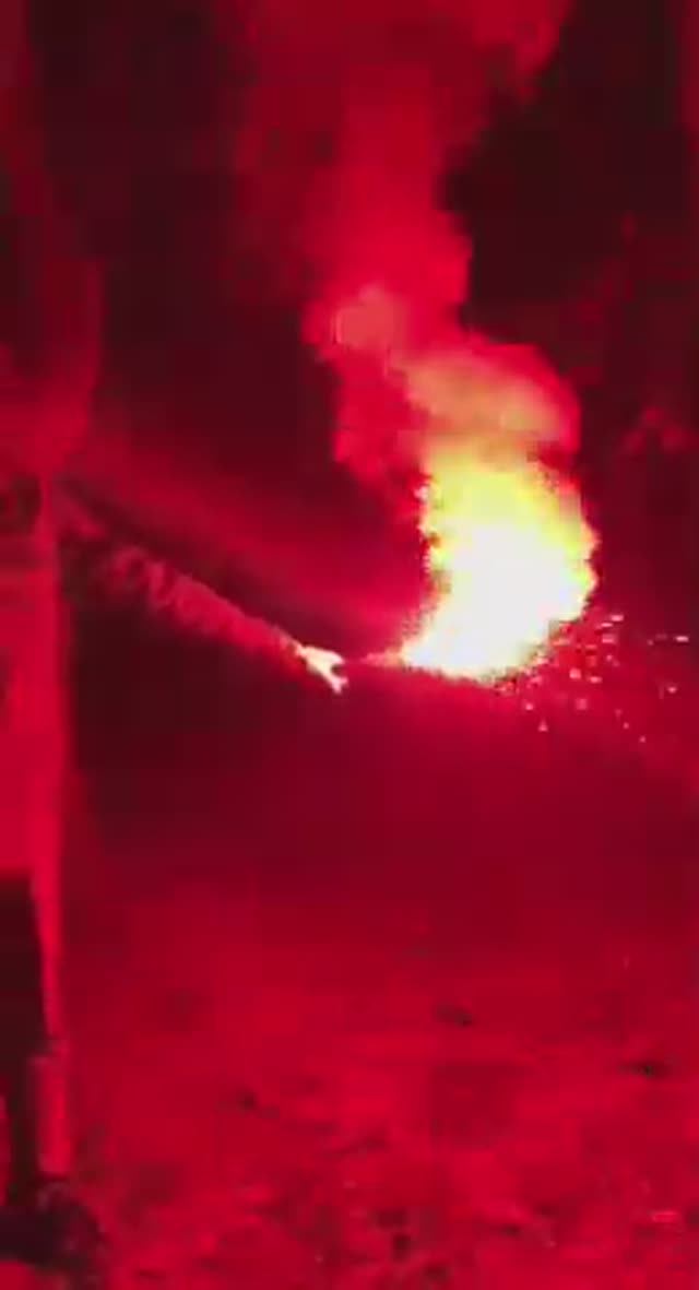 Фальшфейер красного огня Ф-3К