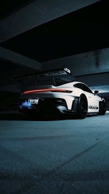 Огненные выстрелы GT3 RS