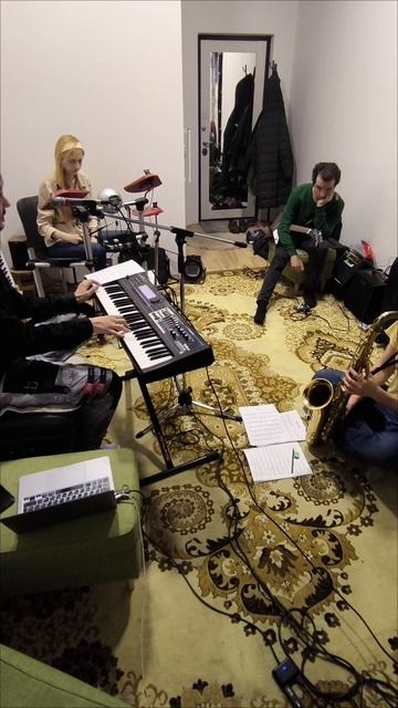 Рога(интро)_Ультражук #рок #фьюжн #фанк #регги #диско #джаз #панк #латина #электроника #баллада