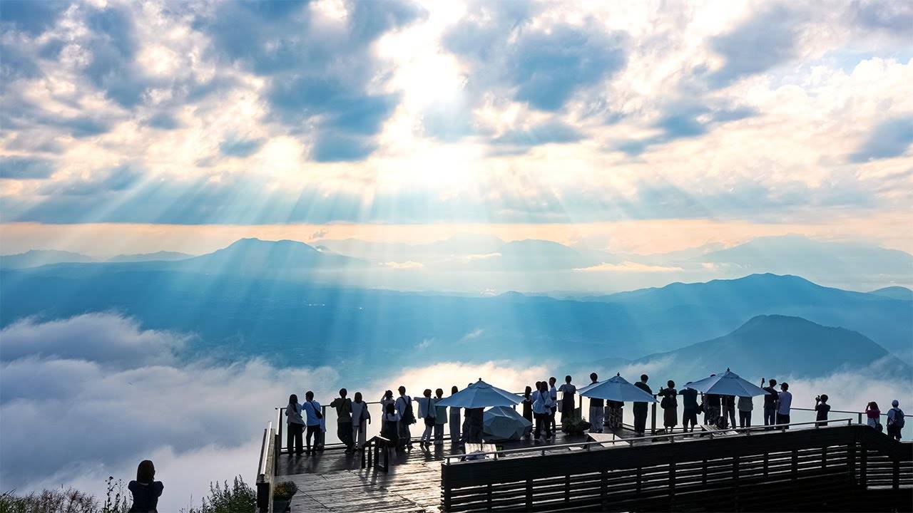 Погрузитесь в мир глэмпинга в горах Японии на курорте Ryuoo