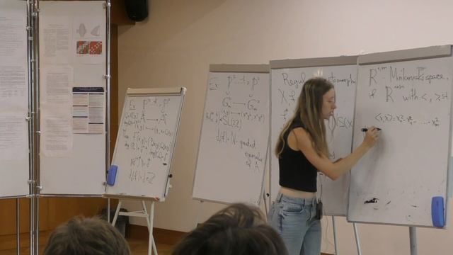 Кузнецова А. Числа Пизо и числа Салема в геометрии, II. 04.08.2025