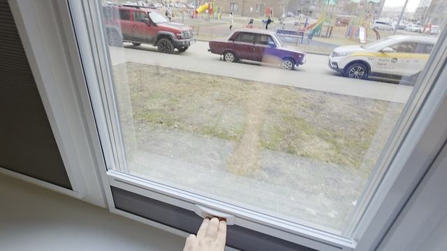 Шторы гофре в алюминиевой раме, окна квартиры