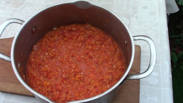 Икра баклажаная с орехами