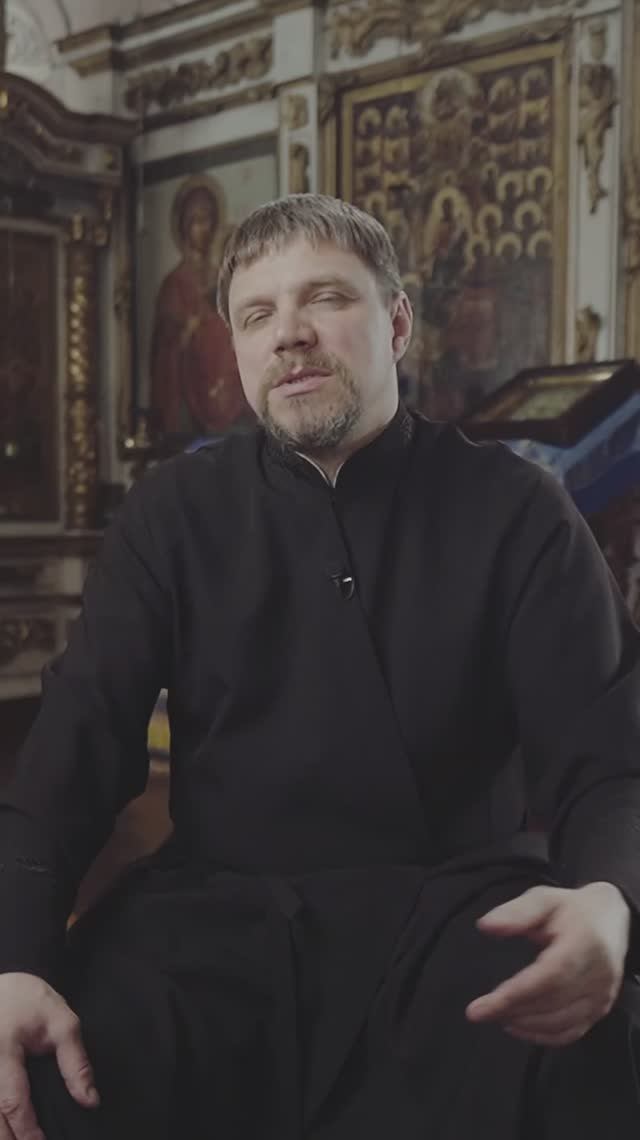 АЛТАРНИК. Священно-служитель с завода.