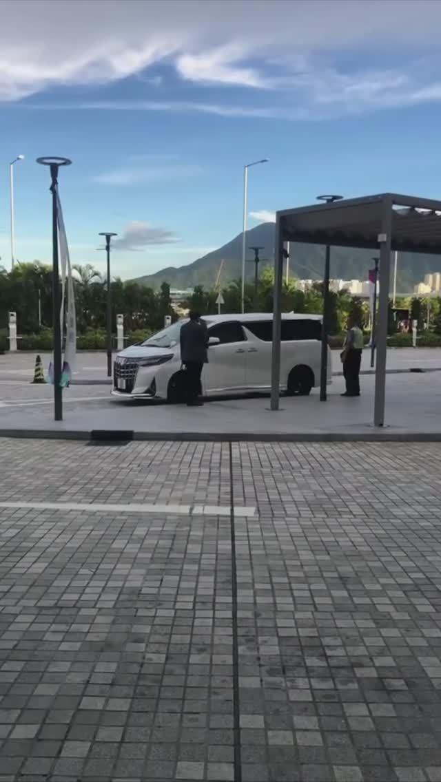 ДЕНЬ 1. ГОНКОНГ