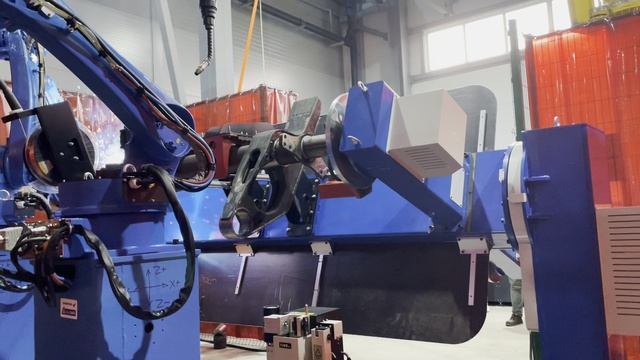 Роботизированный комплекс для сварки балки оси