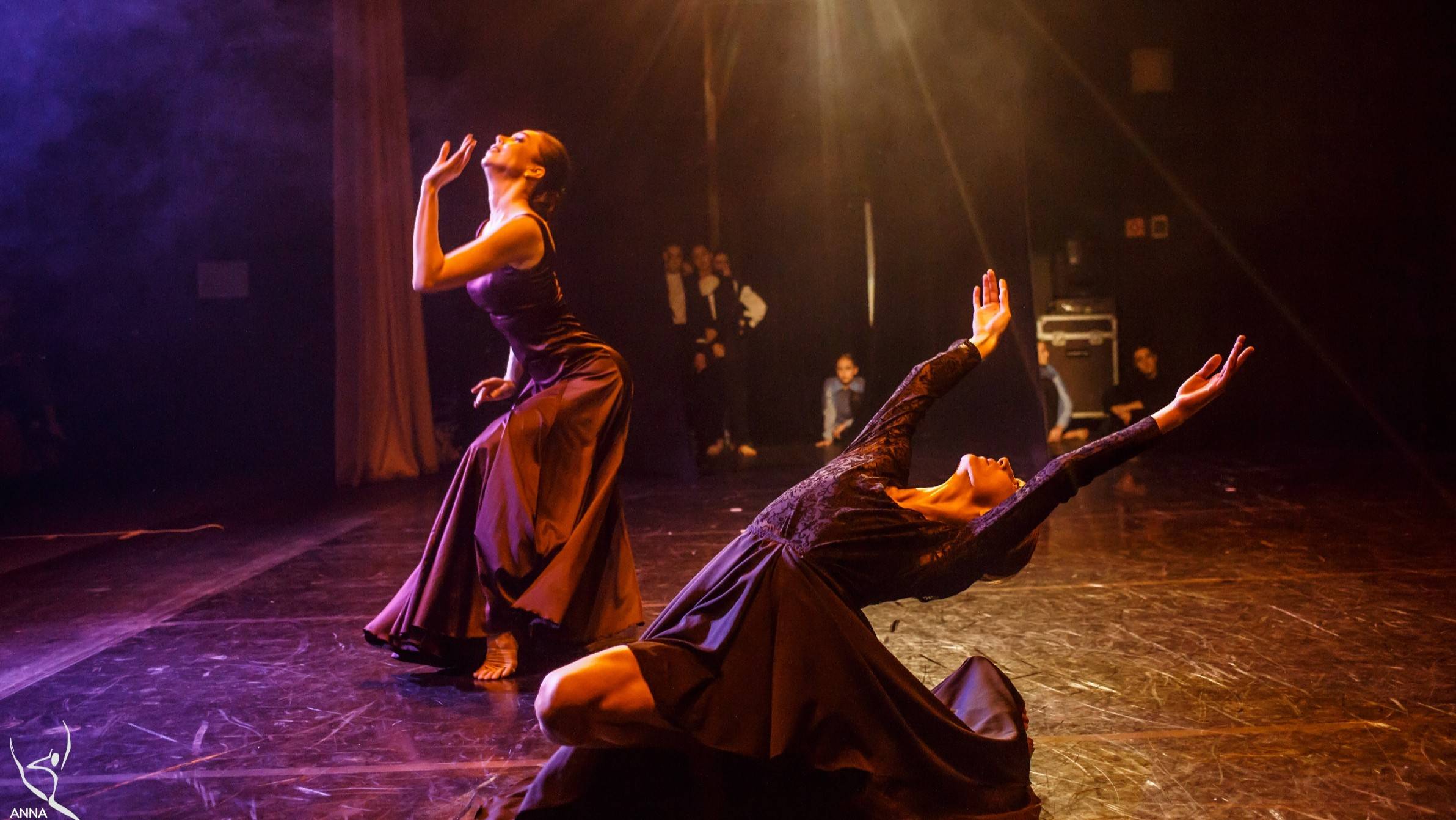 Анна Григорьевна и старшие воспитанницы студии на одной сцене вместе создают гармонию и красоту💫