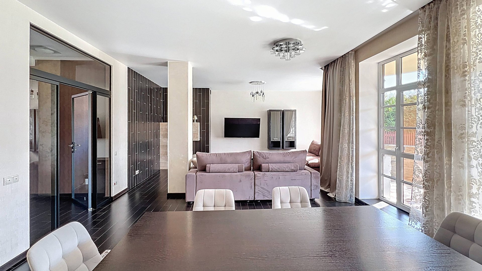 Предлагается в аренду 3-этажный таунхаус в Юрьев сад, 236 м² (ID 37751)