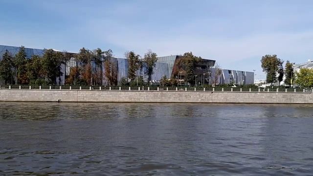 Прогулка на катере по Москва реке, от причала Киевский до причала Китай-город. 10.09.25