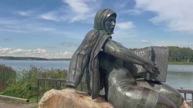 Уникальные парковые скульптуры в Солнечногорске.