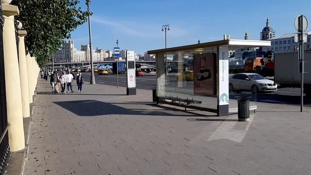 От реки Москва, причал Китай-город, до станции метро Китай-город 10.09.25