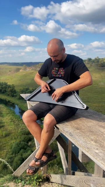 Сыграл Кукушку Цоя на гуслях 🎶
#кукушка #группакино #цой #цойжив #гусли #instrumentalmusic