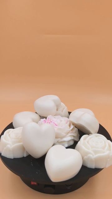 Свечи ручной работы словно пироженки