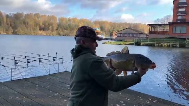 Рыбалка в парк-отеле Лаврово Песочня